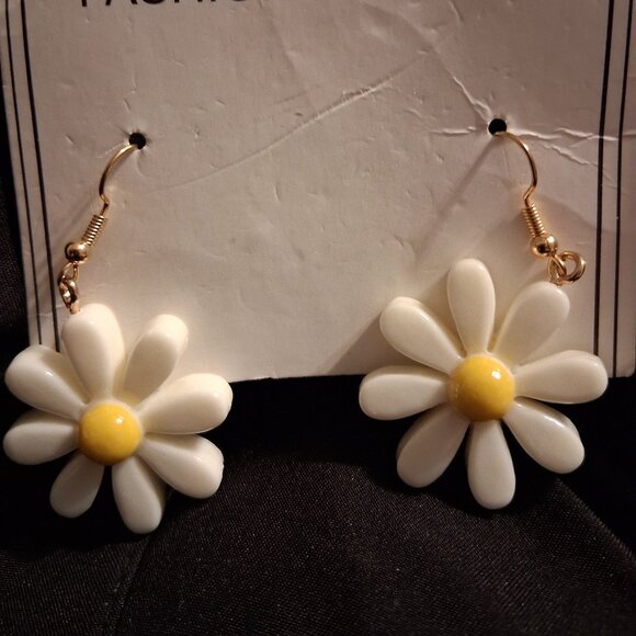 Katy Perry Collections | Jewelry | Katy Perry Sunflower Earrings | Poshmark